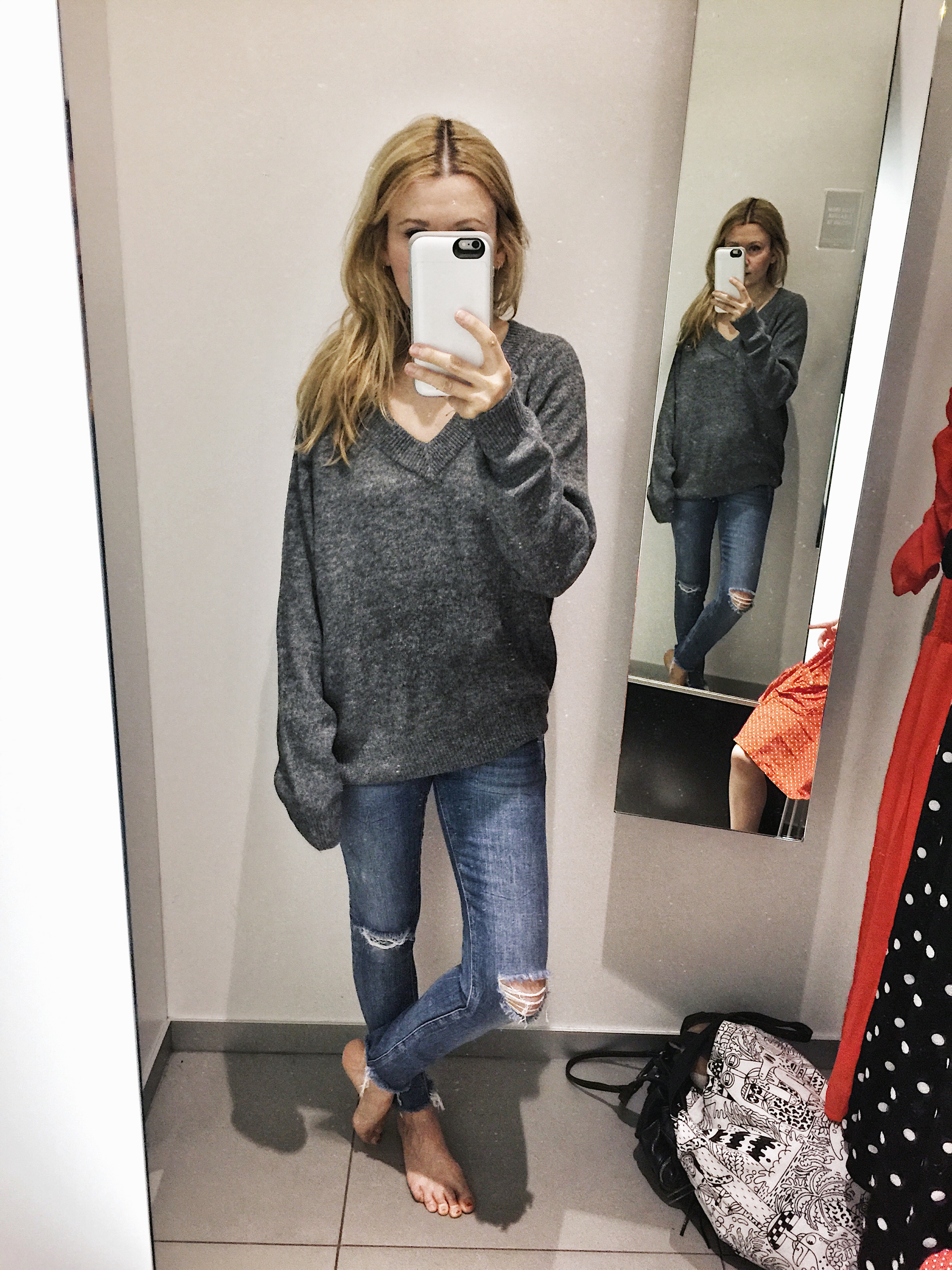 H&M Dressing Room Selfies - livelovesara